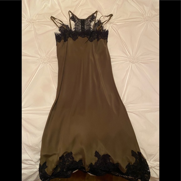 Gold Hawk | Dresses | Gold Hawk Razorback Dress In Olive | Poshmark